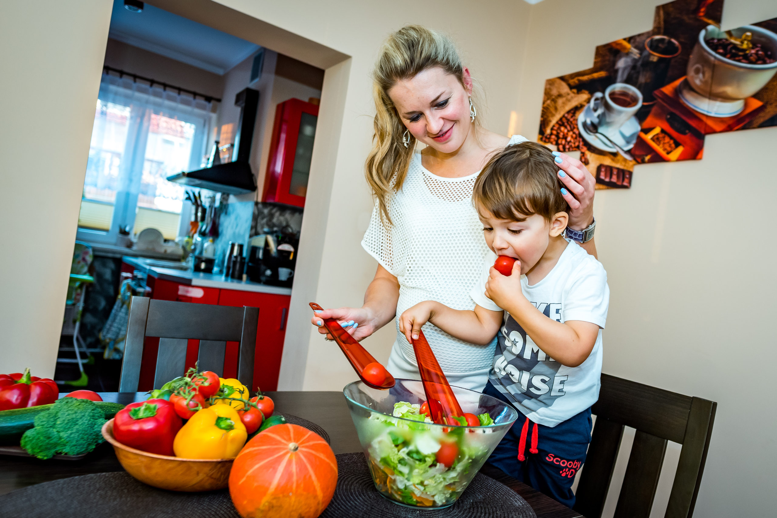 Jak zachęcić dzieci do jedzenia warzyw i owoców?